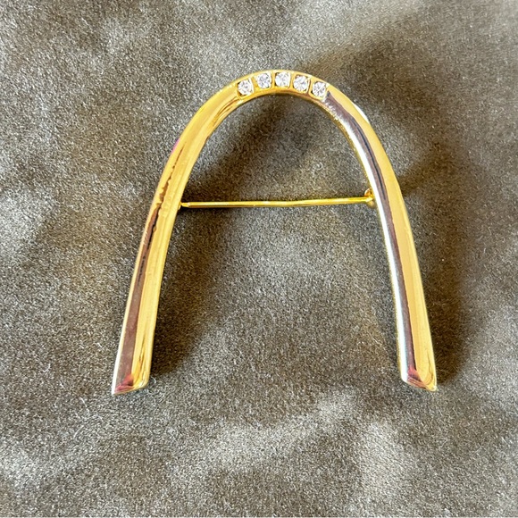 Monet | Jewelry | Vintage Gold Monet Arch Pin | Poshmark